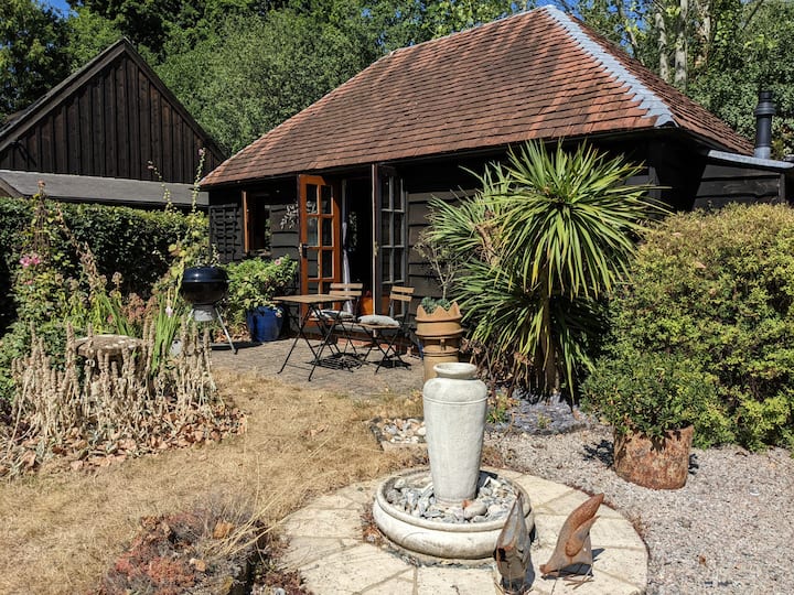 Cabin In The Forest - Lyndhurst