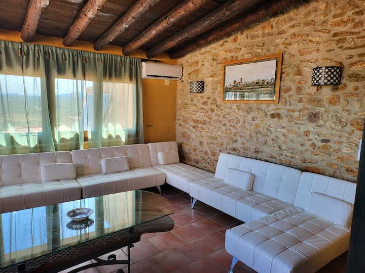Agradable Casa Rural Con Mucho Encanto - La Sénia