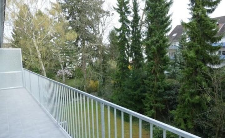 Toll Möbelierte Wohnung In Ruhige Lage - Frankfurt