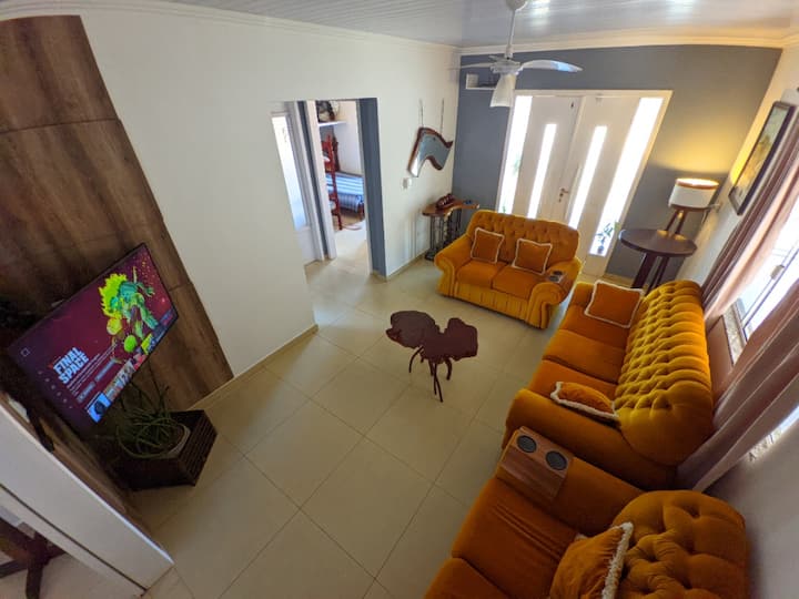 Casa Melhor Padrão, Próxima A Praia, Com Piscina - Itapoá