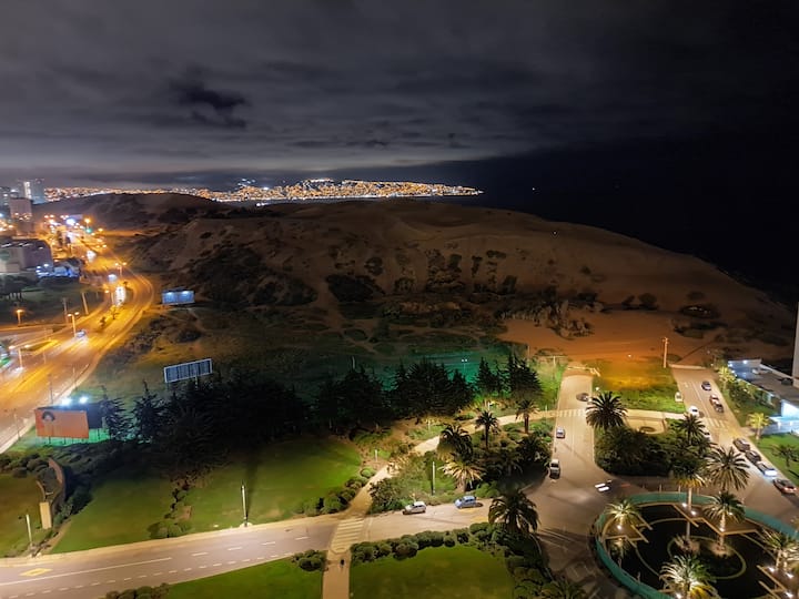 Vista Despejada Mar, Dunas Y Bahía De Valparaíso - Concón