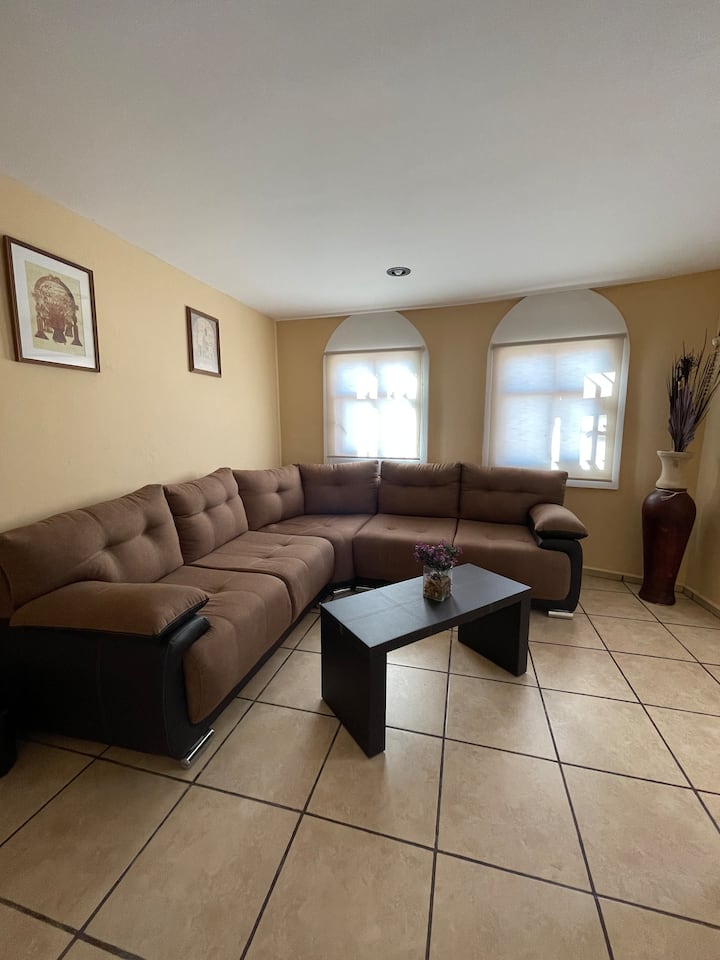 Casa Llena De Vida En Residencial Del Valle - Zacatecas