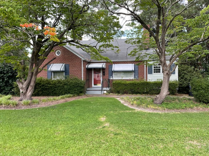 Nana’s House (A Home Away From Home) - Goldsboro, NC