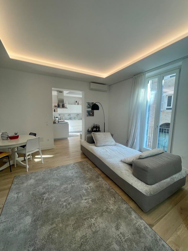 Appartamento In Pieno Centro Storico, Corso2giugno - Senigallia