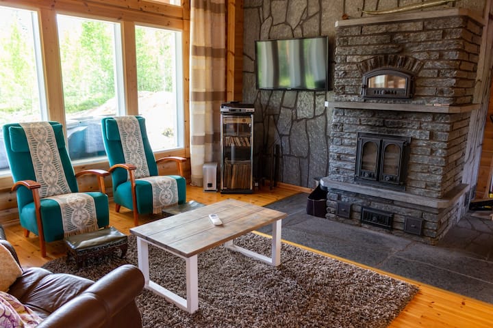Luxury 3 Bedroom Villa Rahavaara With Hot Tub - Joensuu