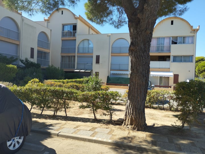 Appartement Très Bien Situé à Deux Pas Du Port - Gruissan