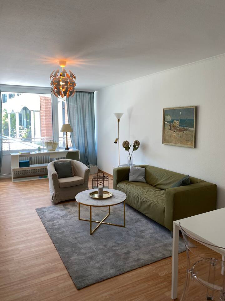 Schöne Eigentumswohnung, 3 Min. Ubahn,garage - Munich (Monacor di Baviera)