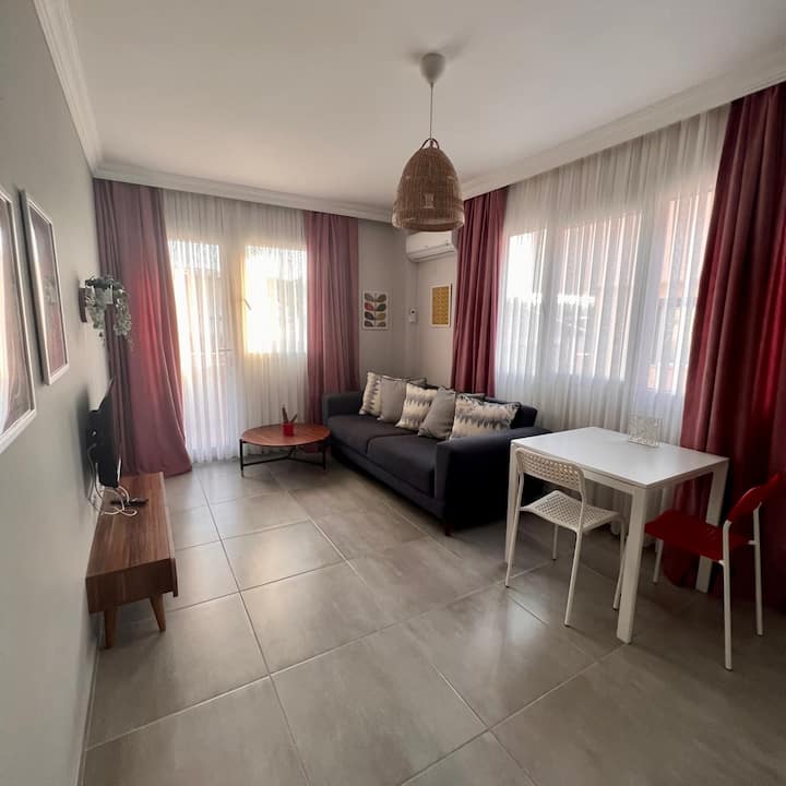 Bi Suite Urla 4: Urla Merkezde Konforlu Ve şıK - Urla
