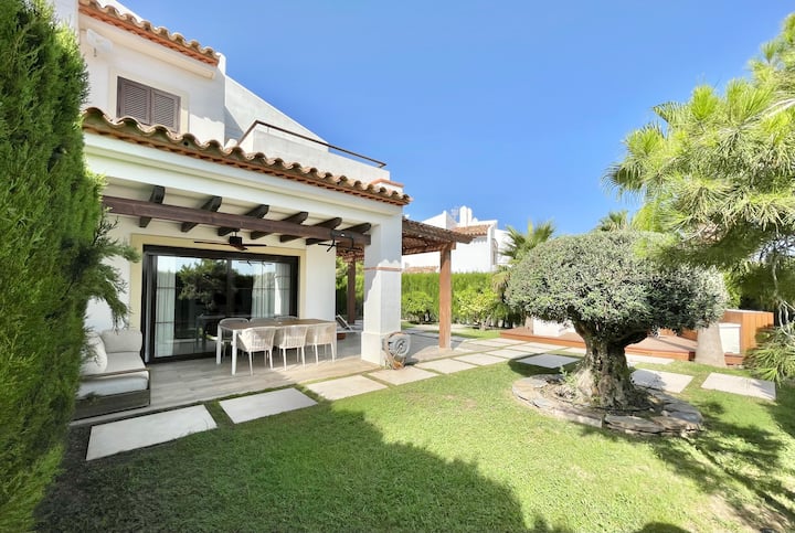 Exclusive House With Zen Garden - Finestrat