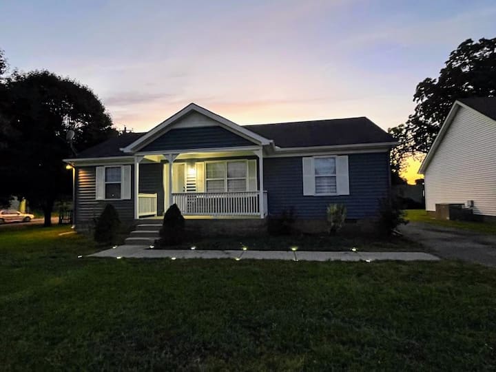 The Blue House - Murfreesboro