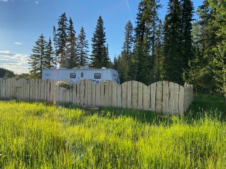 Private 31 Ft Rv Sleeps 6, Private Lot. - ロッキー・マウンテン・ハウス