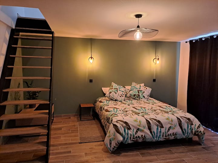 Maison Chaleureuse Avec Jacuzzi Intérieur - Privas