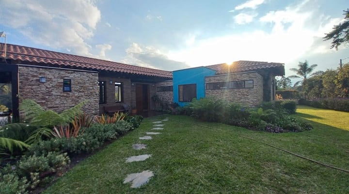 Un Hermoso Espacio Para Disfrutar La Naturaleza - Rionegro