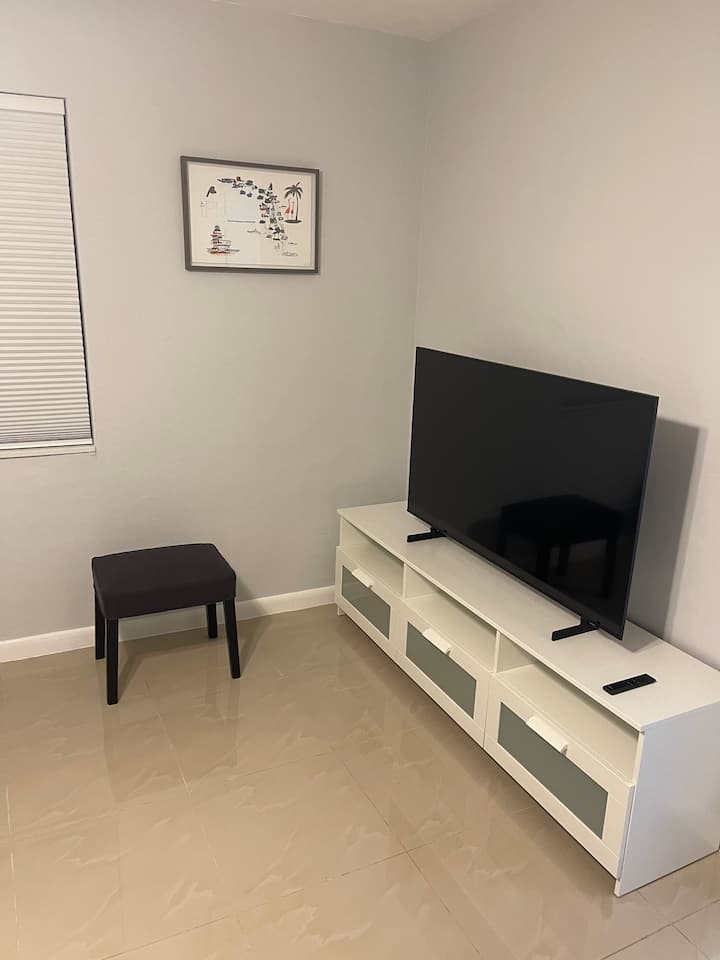 Apartment 1 Bedroom With 2 Queen Beds 1 Bath - Miami, FL