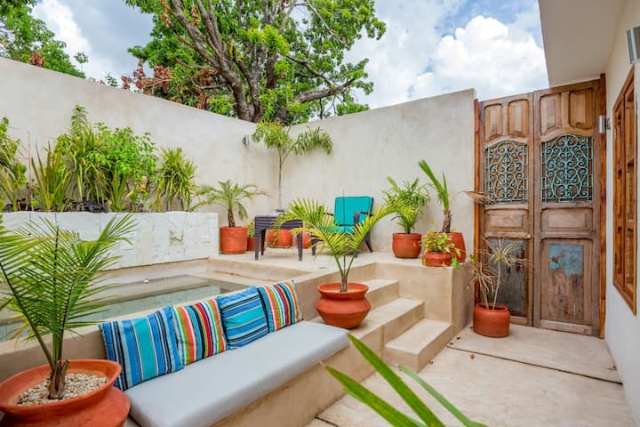 House Saramago, Top Location Paseo Montejo - Mérida