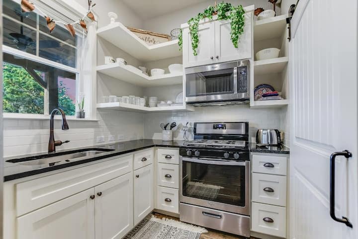 18 Best Cabins With Hot Tub In Wimberley, Texas - Updated 2024 | Trip101