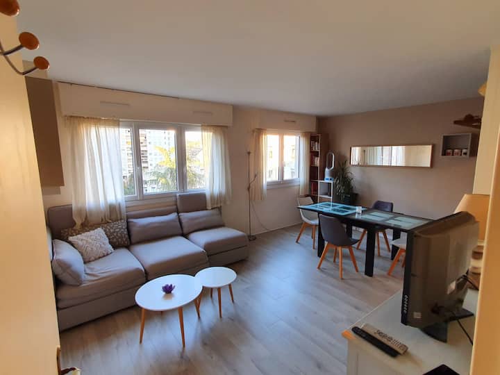 Appartement Spacieux, Jacuzzi, Lumineux, Calme, T2 - Boulogne-Billancourt