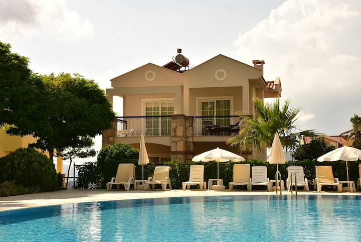 Villa Zümrüt - Çeşme