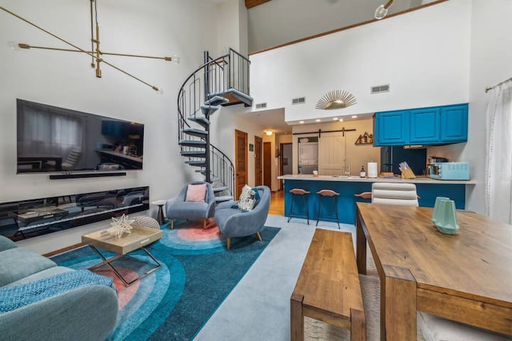 Chic-retro Ski Loft | Mountain Creek Slope-side - Vernon Township, NJ