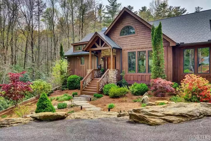 Cheerful 3/4 +Study Home W Pool Table And Hot Tub - Sapphire, NC