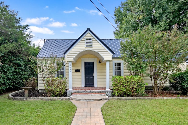 Succulent Retreat Home - Fayetteville, NC