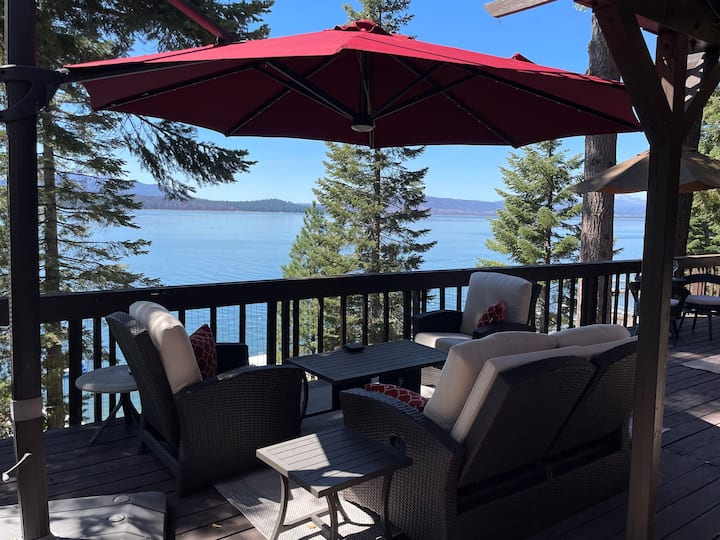 Lakefront Cabin With Stunning Views, Private Dock - Lake Almanor, CA