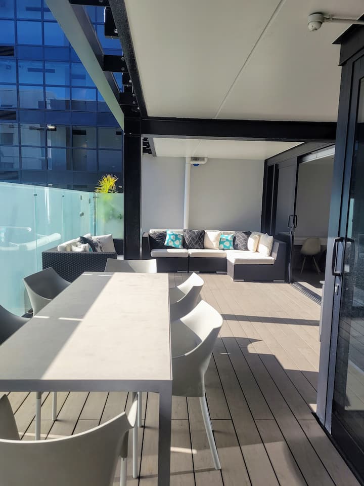 Stylish Mt Maunganui Apartment With Pool Access - Mount Maunganui