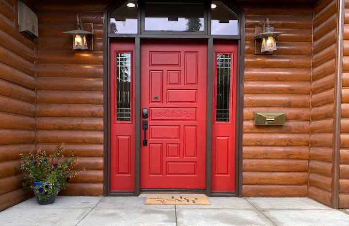 Spacious Downtown Anchorage Home - Anchorage, AK
