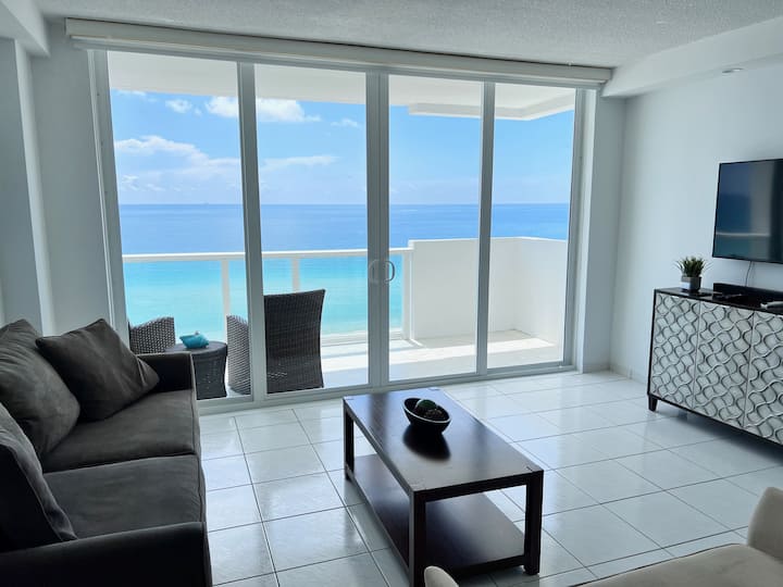1br Oceanfront · Direct Beach Access · Free Valet - Miami Beach, FL