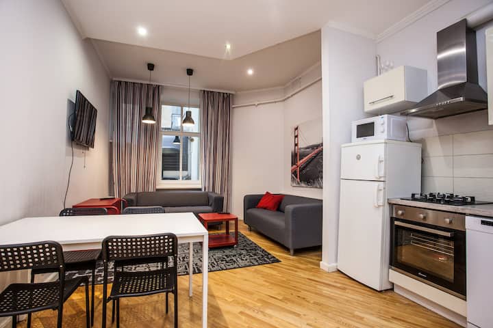 Comfy Two-bedroom Apartment In Riga - Riga