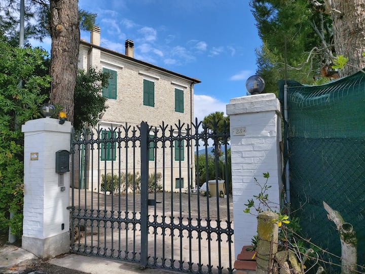 Affittacamere Villa Anna - Camera Brina - Porto Recanati