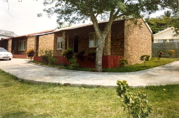 Camping Space On Private Property Available - Maputo
