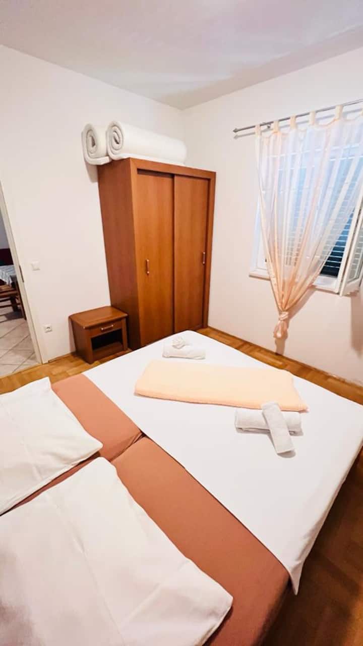 City Center Apartment Near The Beach-vodice - Vodice