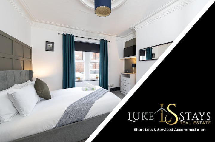 Luke Stays - Granville Street - Newcastle upon Tyne