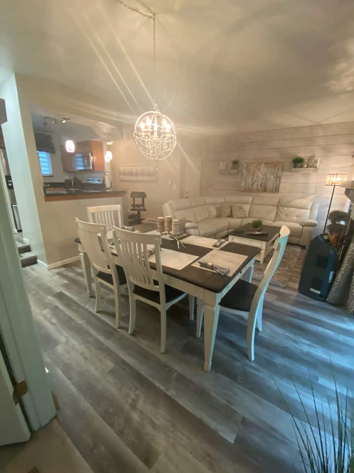 Entire Condo - Swiss Mountain Resort - Seven Springs, PA