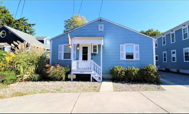 5 Br W/4 Off-street Parking Spots Family Friendly - Cape May, NJ