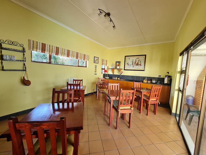 Qonce Bed and Breakfast Vacation Rentals - Eastern Cape, South Africa ...