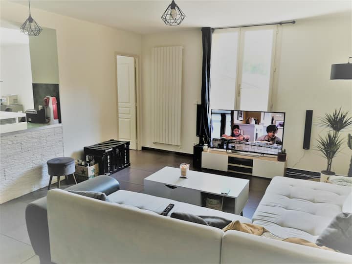 La Tropézienne - Terrasse Et Parking - Grasse