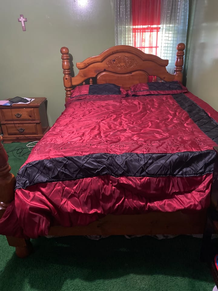 Cozy Room - Bloomfield, CT