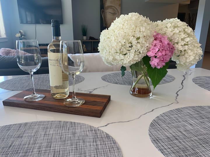 Home Away From Home - Kelowna