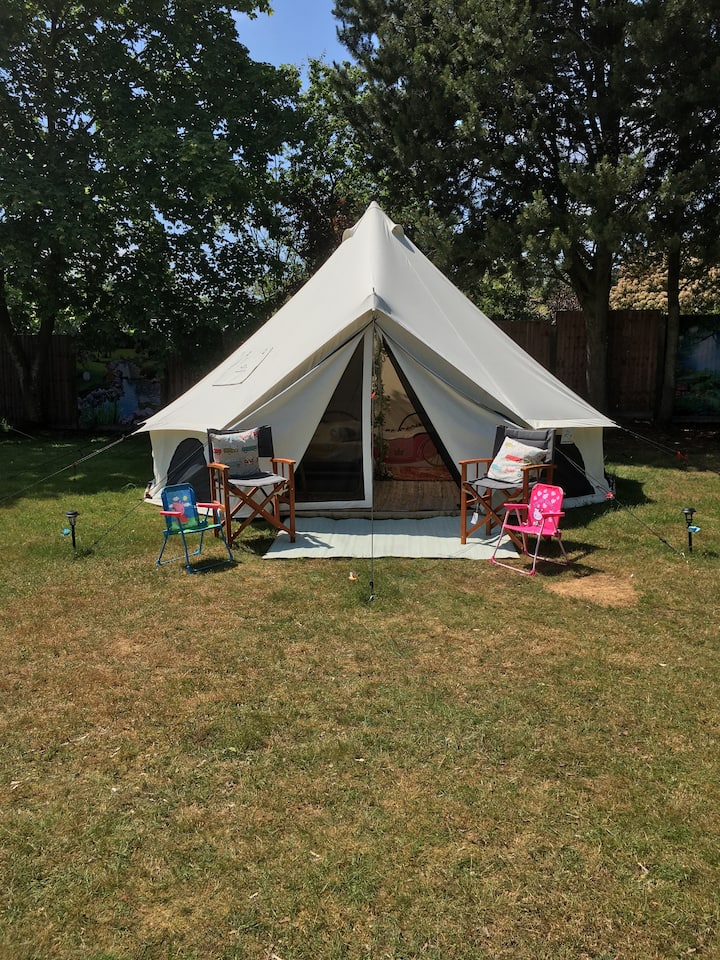 5m Bell Tent With Novel Beds - Woodhall Spa