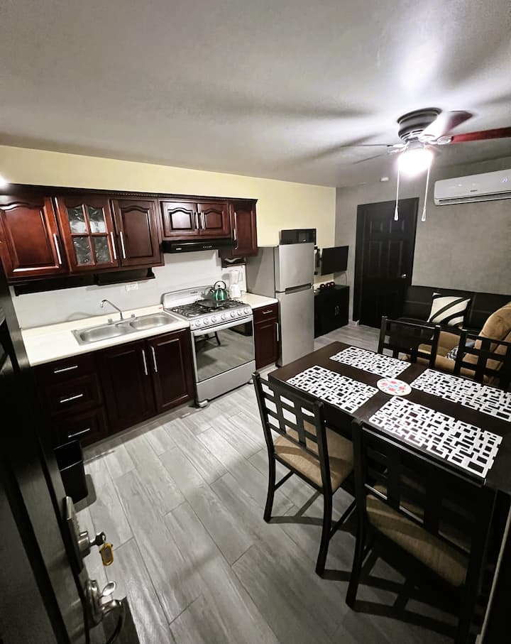 Yañez Dh3-departamento Equipado Y Céntrico - Hermosillo