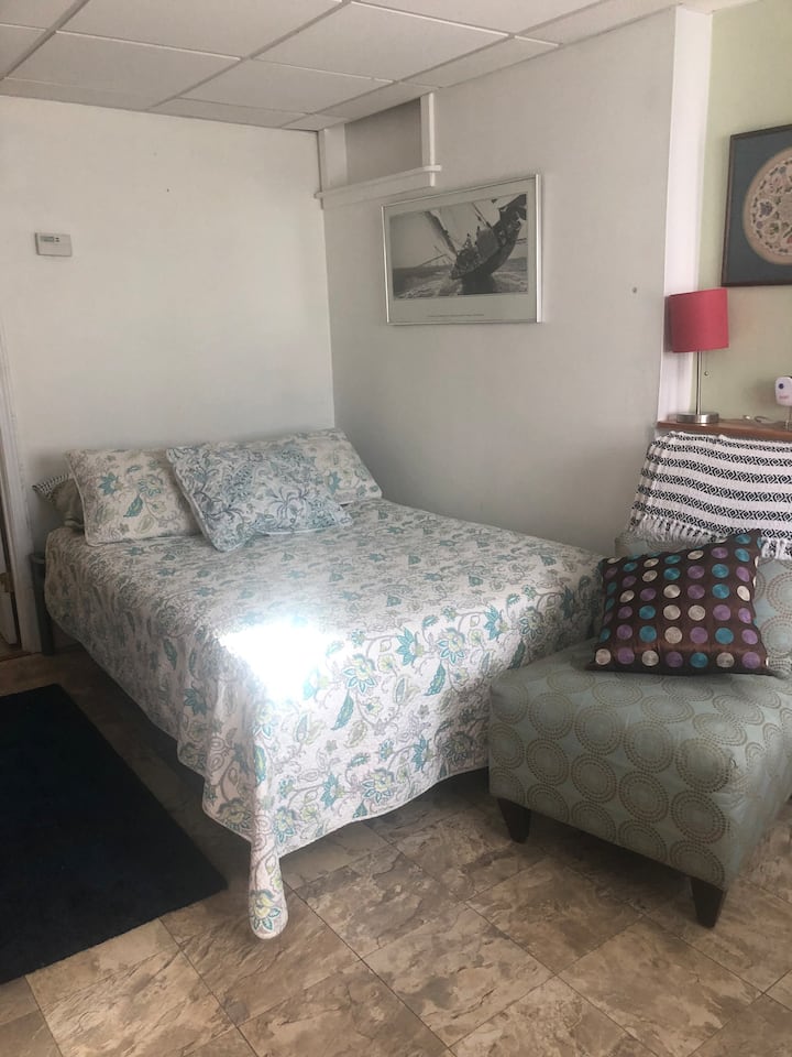 Private Ground Level Studio Apt. - Cape Cod, MA