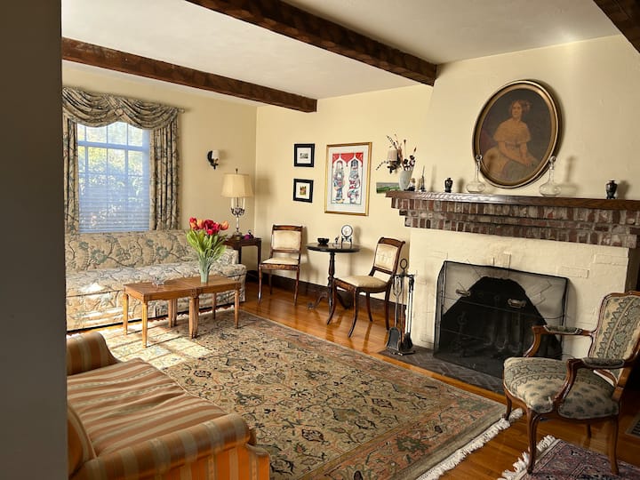 Vintage Home With 
Modern Conveniences - Wellesley, MA