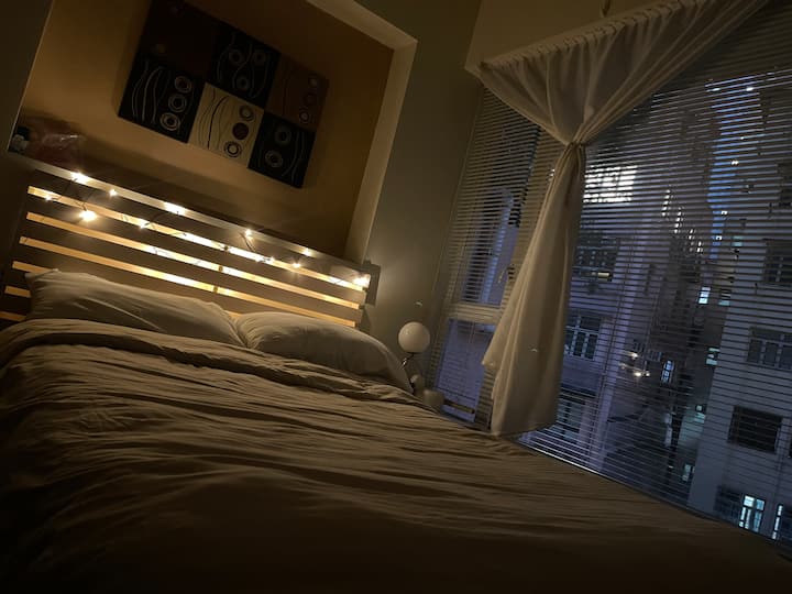 500sq Ft. Central Apartment. - Hong Kong