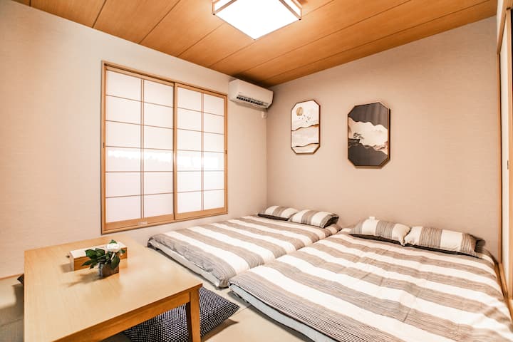 逢坂201|紧邻通天阁、难波、天王寺|地铁直达日本桥.难波.梅田|惠美须町站徒步8分|全新日式公寓 - Ōsaka