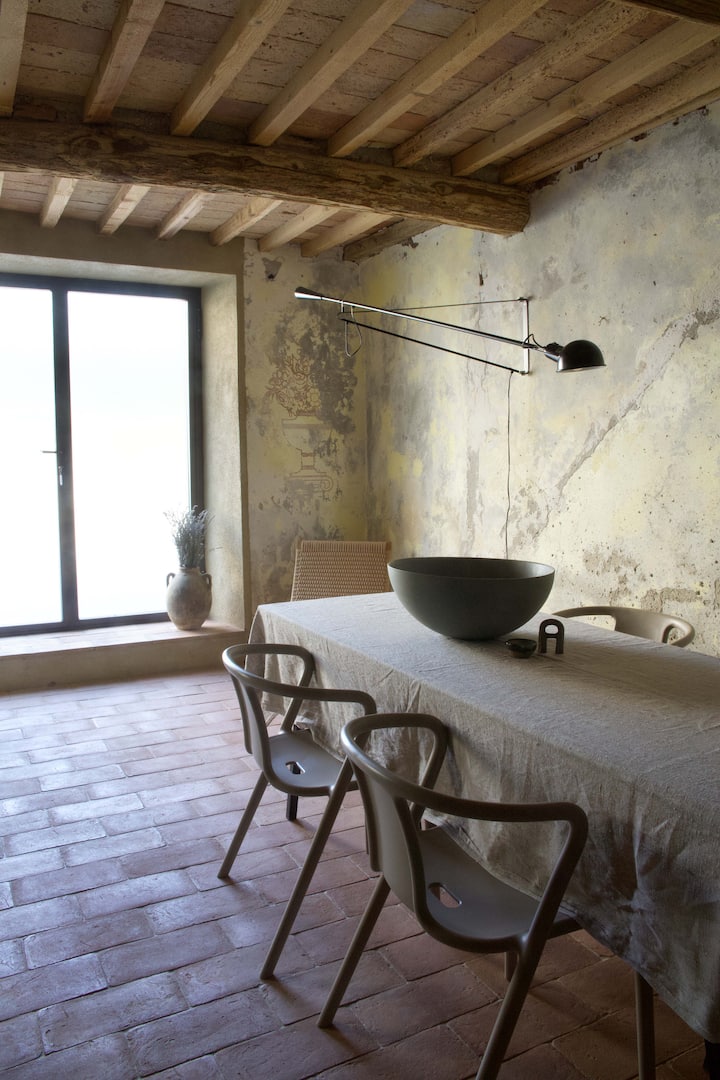 Inspirerende Og Unik Plass For Kreativt Arbeid - Volterra