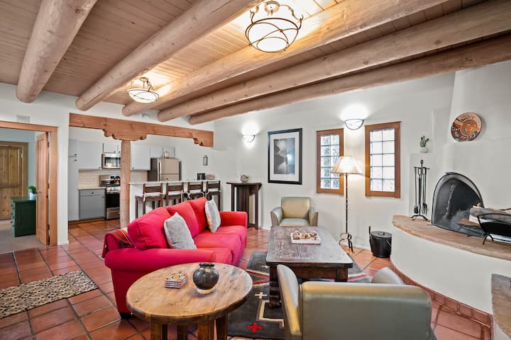 Zona Rosa 75, San Antonio - Santa Fe, NM