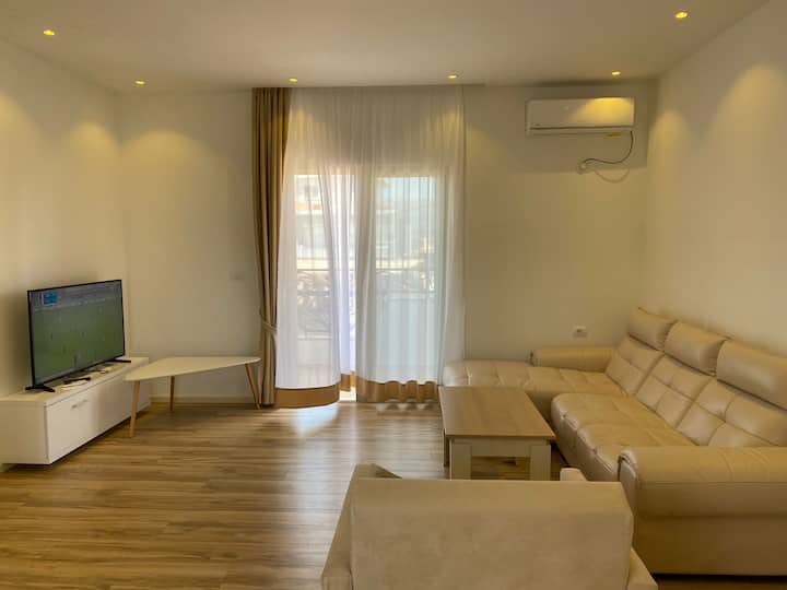 Villa Madrid One Bedroom Apartment 3 - Ksamil