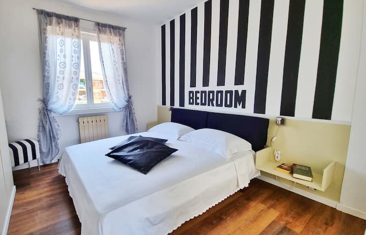 Pratico Bilocale Vicino A Uffici, Ospedali E Metro - Brescia